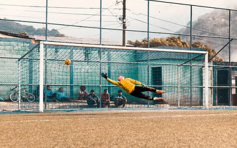 10 Surprising Facts About What Is a Goalie: The Ultimate Guide for ...